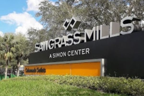 AC hotel Sawgrass es el perfecto alojamiento para tus días de compras ...