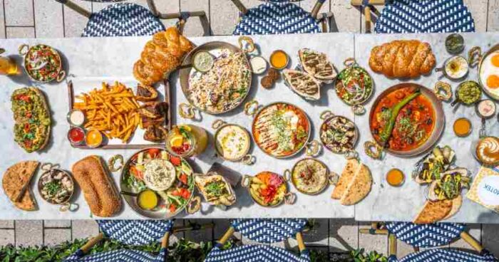 Descubre los sabores únicos de Motek y enamórate de la comida israelí