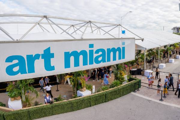 Todo lo que necesitas saber para disfrutar la Miami Art Week 2024